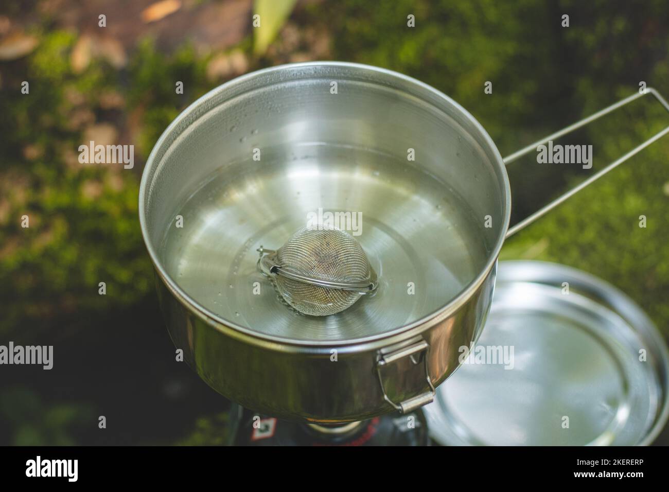 Portable tourist gas cylinder gas hi-res stock photography and images ...