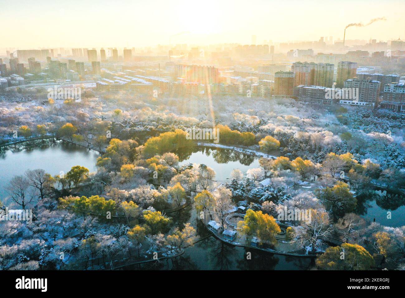Aerial photo shows the beautiful scenery of Beiling Park after snow in ...