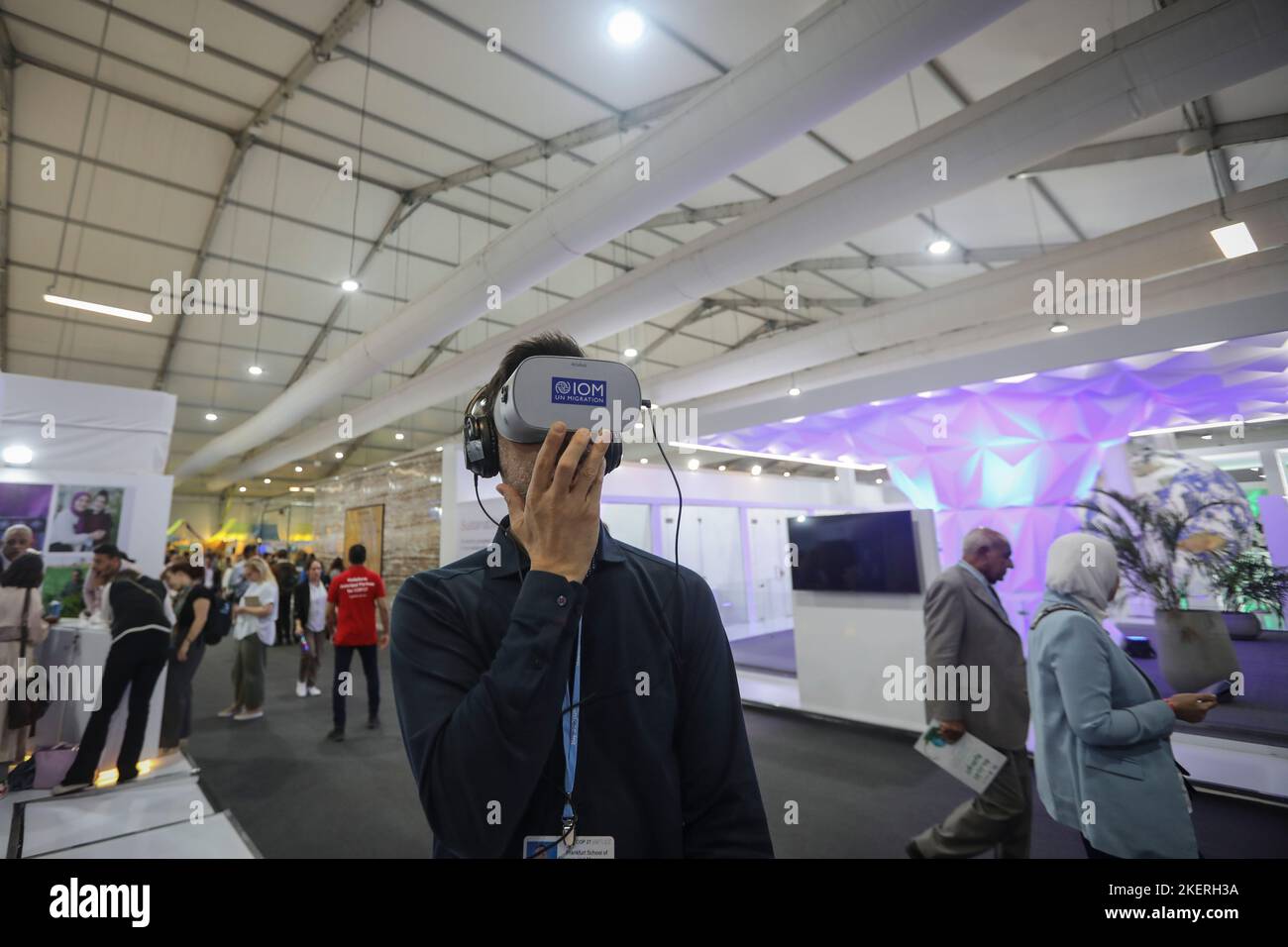 Sharm El Sheikh, Egypt. 12th Nov, 2022. A visitor uses 3D VR Glasses at ...