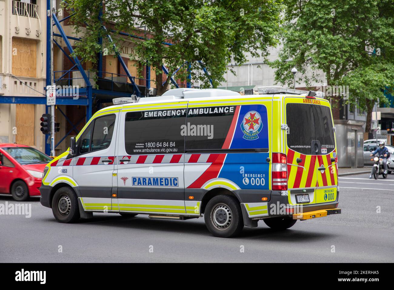 Ambulance australia melbourne hi-res stock photography and images - Alamy