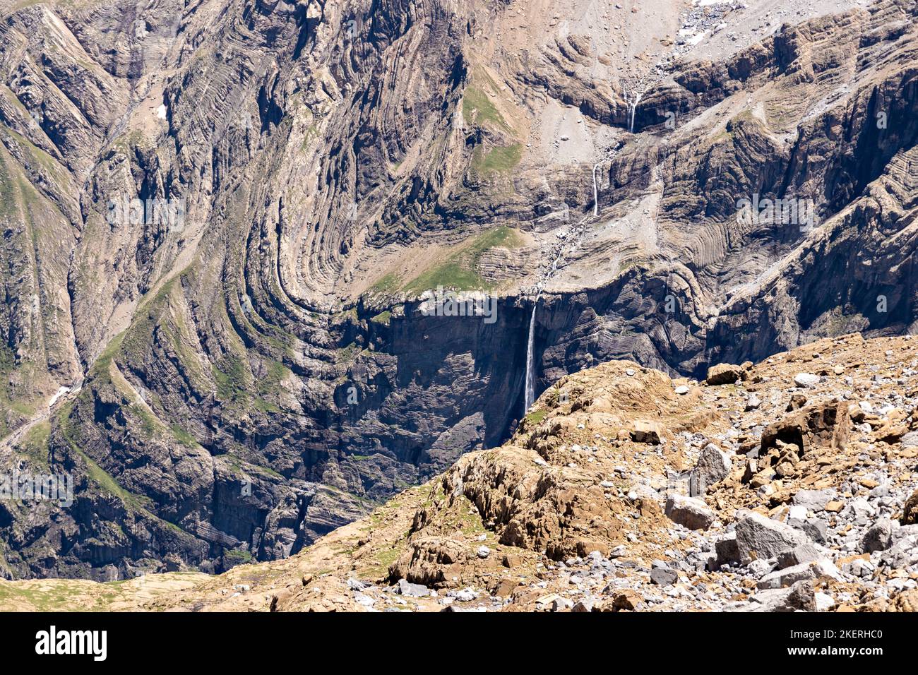 Stone walls in Cirque Gavarnie, Pyrenees mountains, France Stock Photo ...