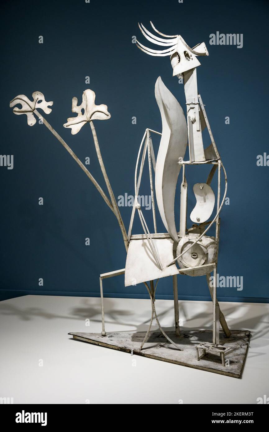 Woman in the garden, painted iron, 1930 . by the Spanish artist, Pablo ...