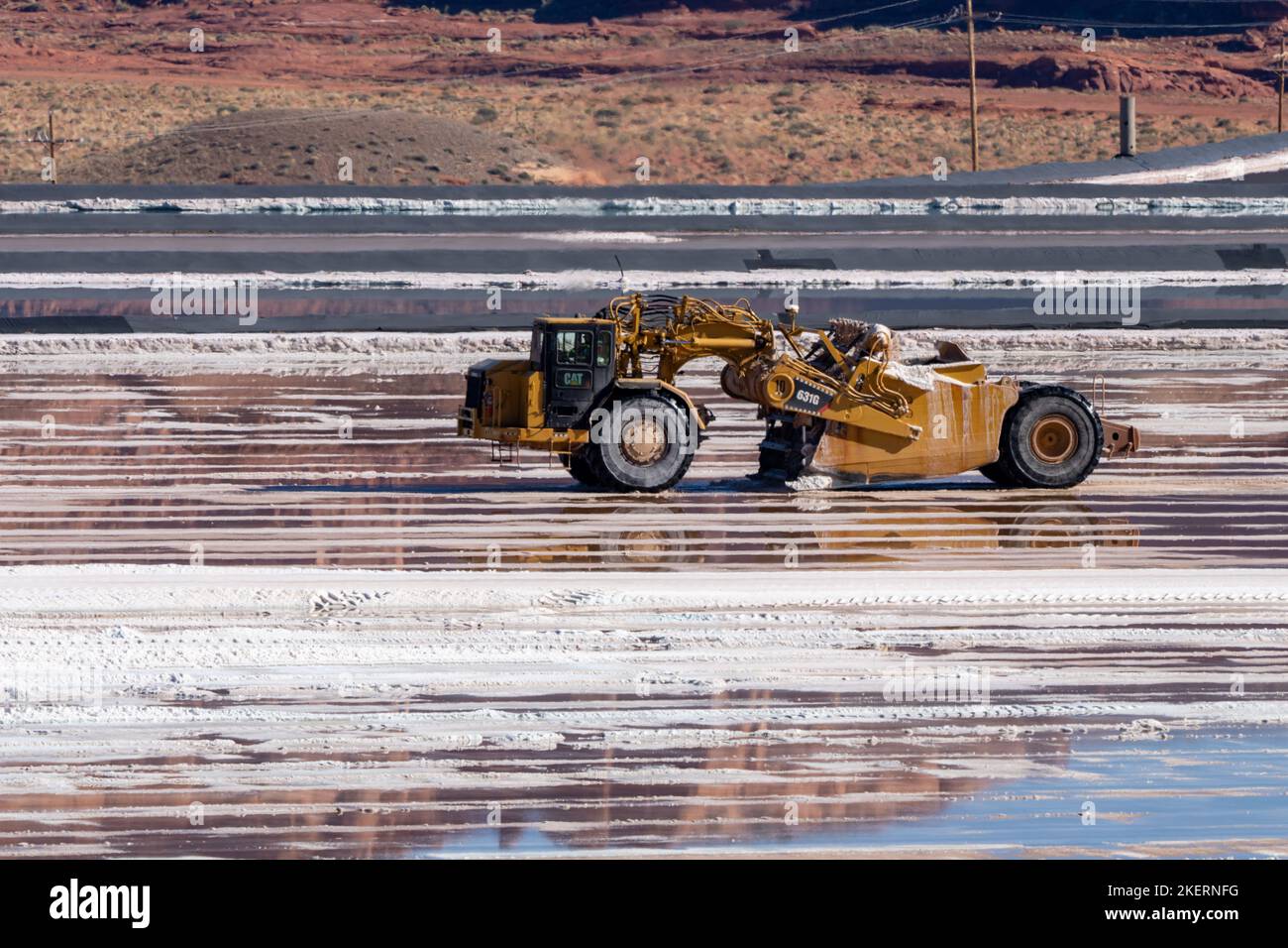 Potash evaporation ponds moab hi-res stock photography and images - Alamy