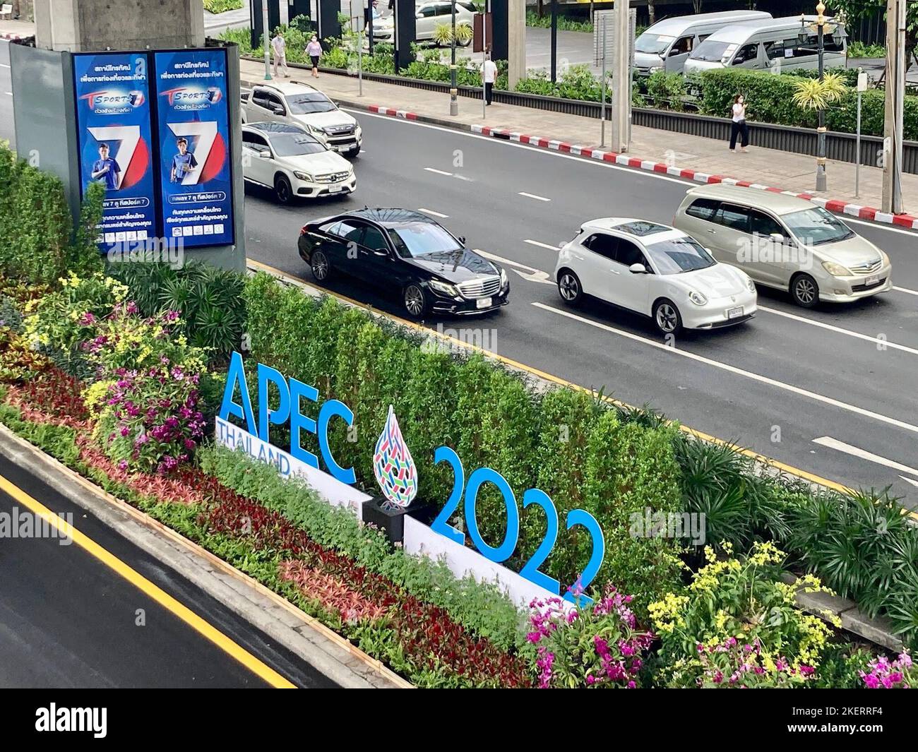 Purple Robes Apec Summit 2022