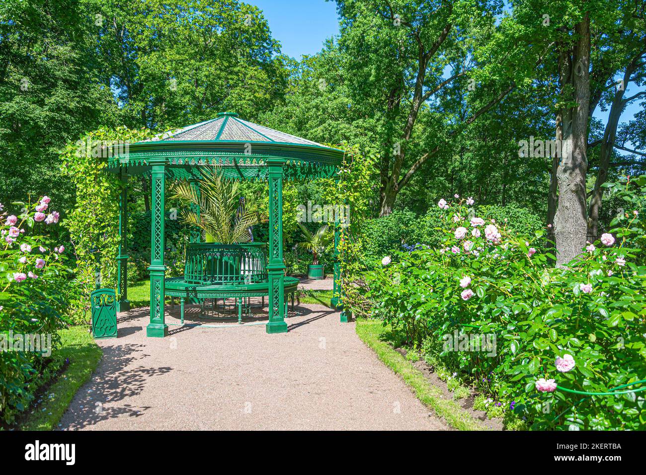 Peterhof, cast-iron gazebo near the Palace Cottage in Alexandria Park ...