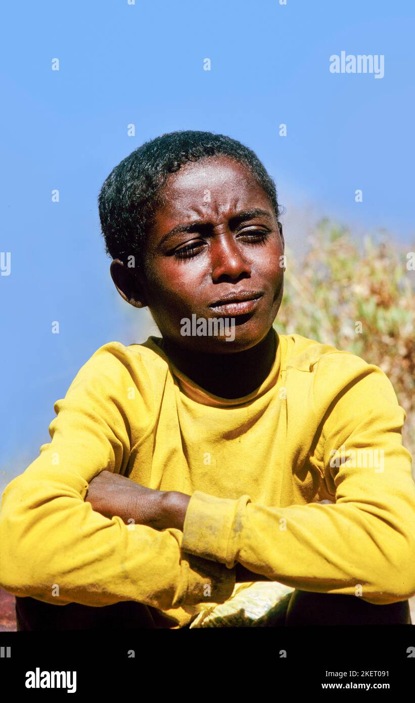 Ethiopian girl working hi-res stock photography and images - Alamy