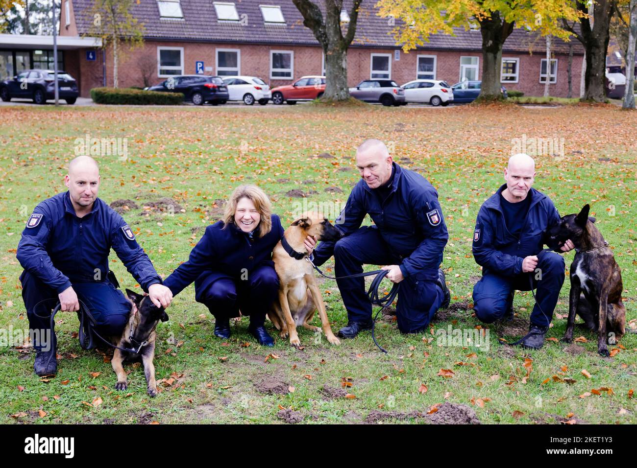 Eutin, Germany. 14th Nov, 2022. Service dog handler Sven Fock (l-r ...