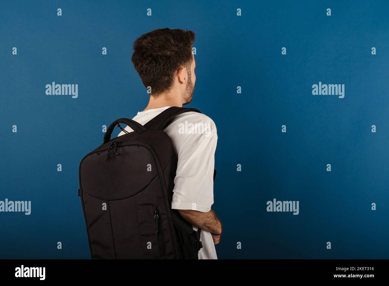 Back view photo hi-res stock photography and images - Alamy
