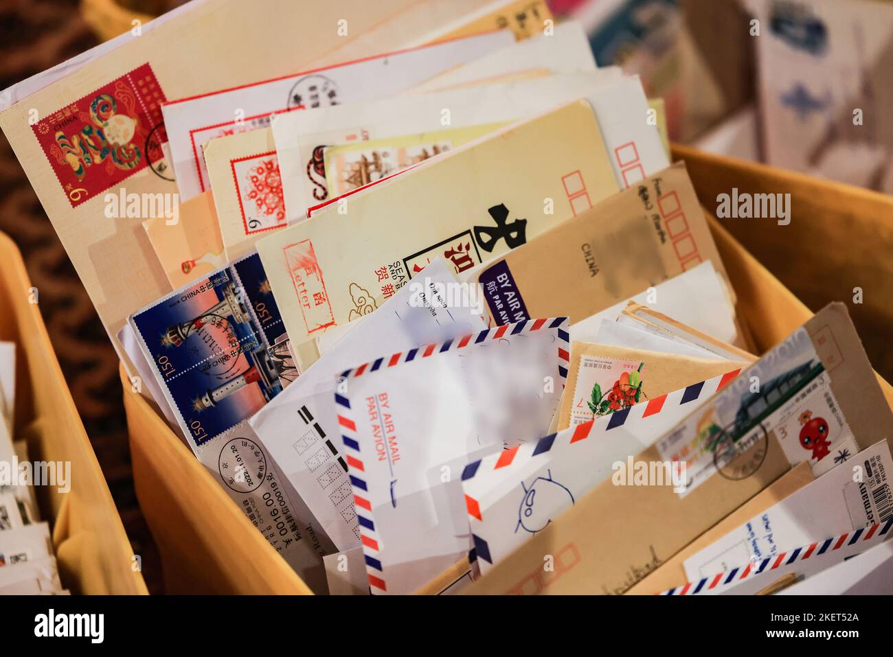 Engelskirchen, Germany. 14th Nov, 2022. Letters from all over the world ...