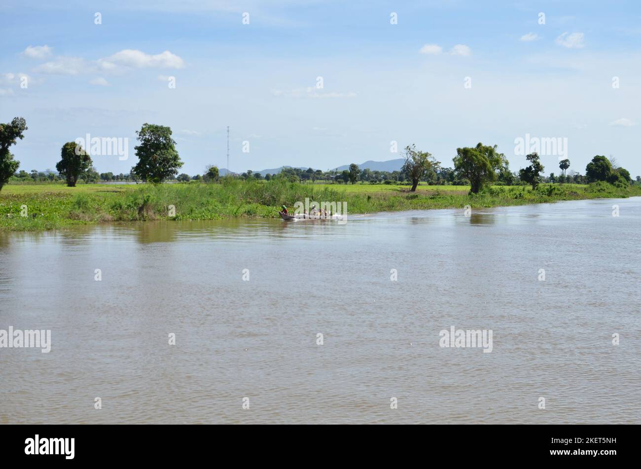 Boats an Fisherman Mekong River phnom Phen Cambodia Stock Photo - Alamy