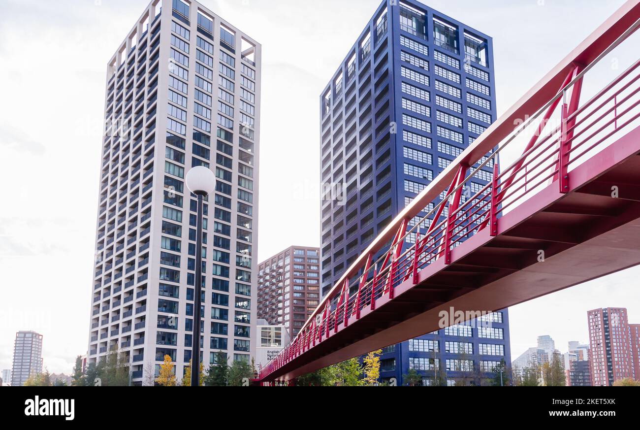 Canning bridge station hi-res stock photography and images - Alamy