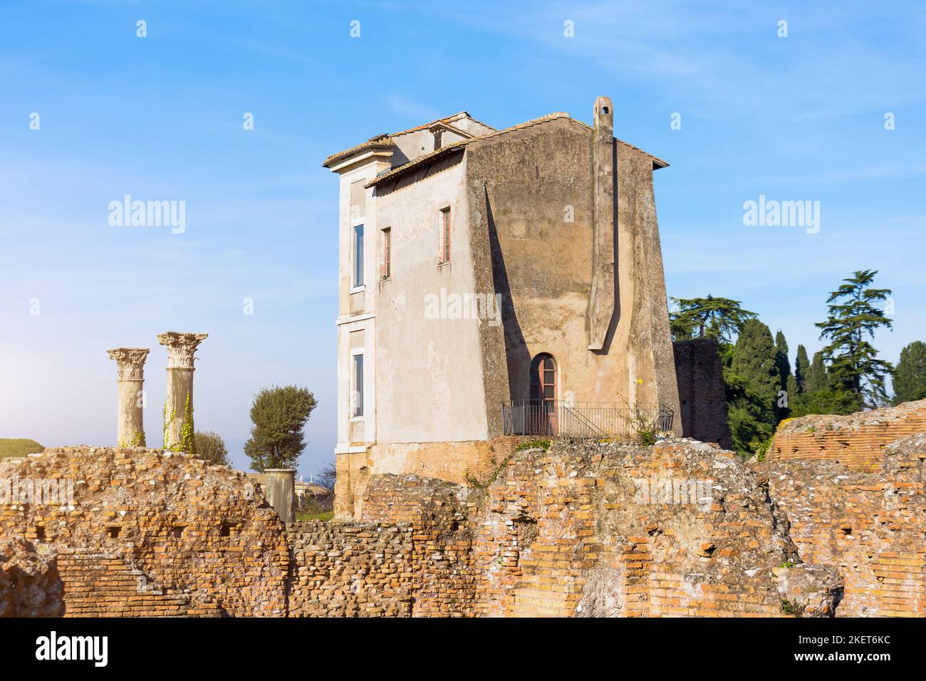 Lonely ancient stone house among the ruins in the garden of Rome Stock ...