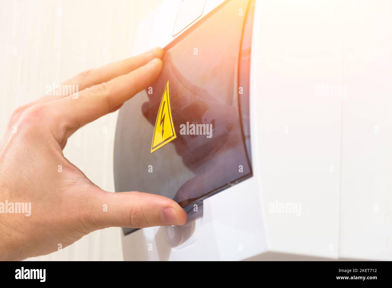 Hand is open type electric phase lightning sign, was installed on the ...