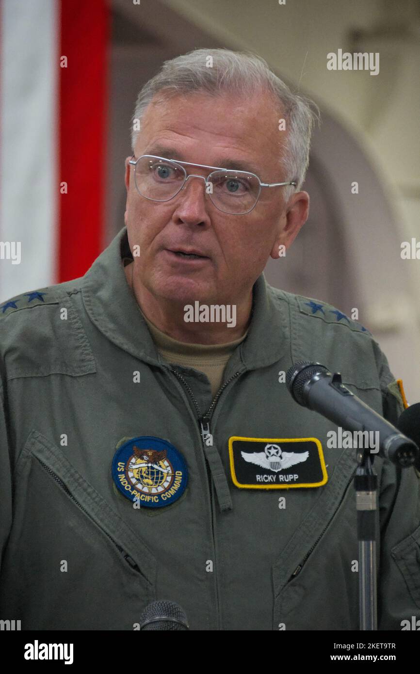 Lt gen ricky n rupp hi-res stock photography and images - Alamy