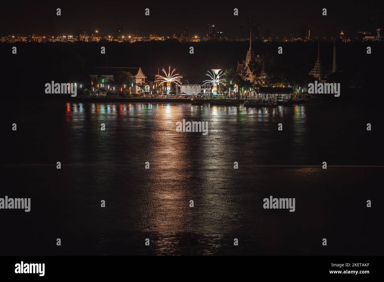 Bangkok, Thailand - 07 Nov 2022 : Riverside thai local temple is ...