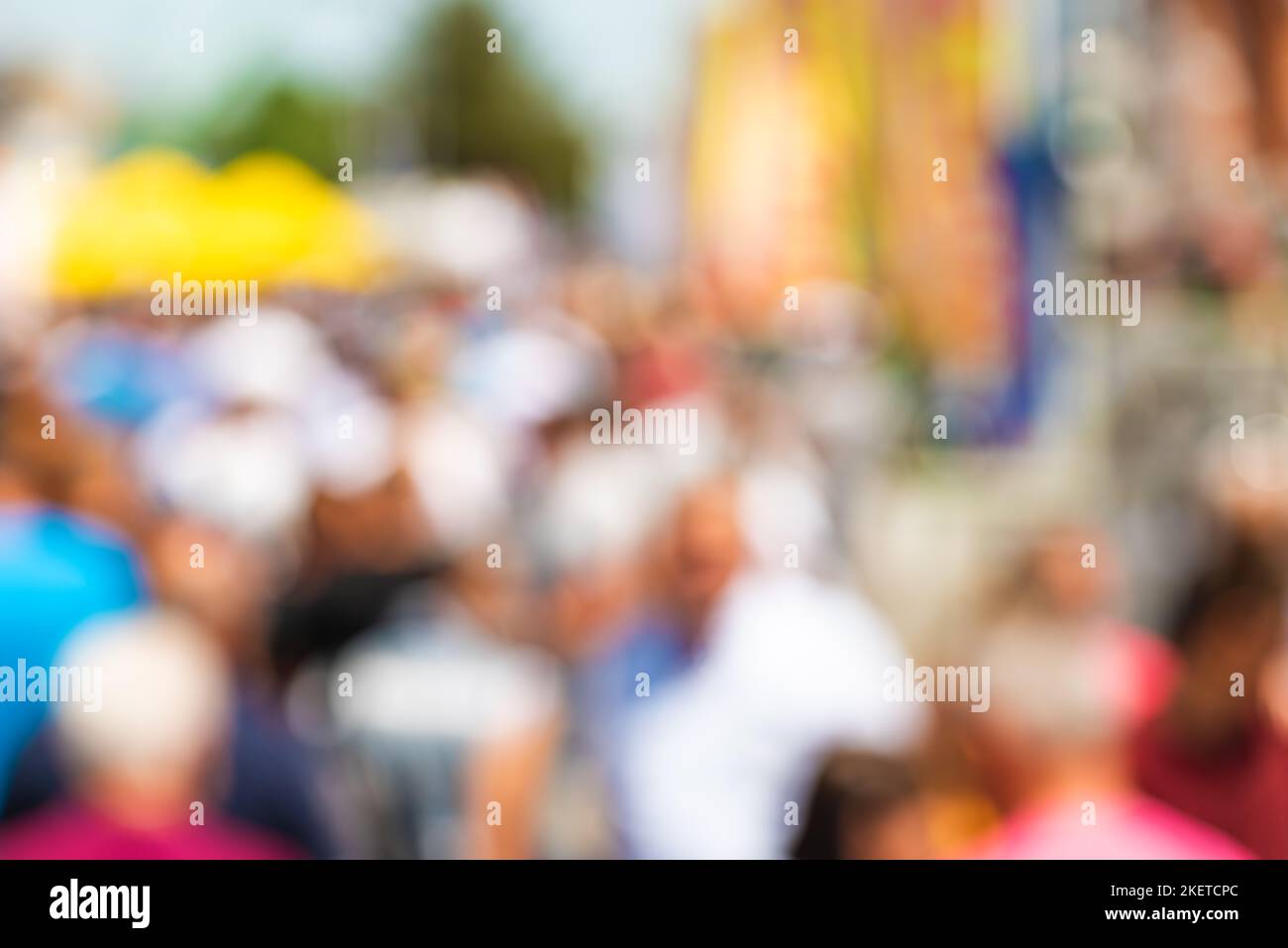 Communal people hi-res stock photography and images - Alamy