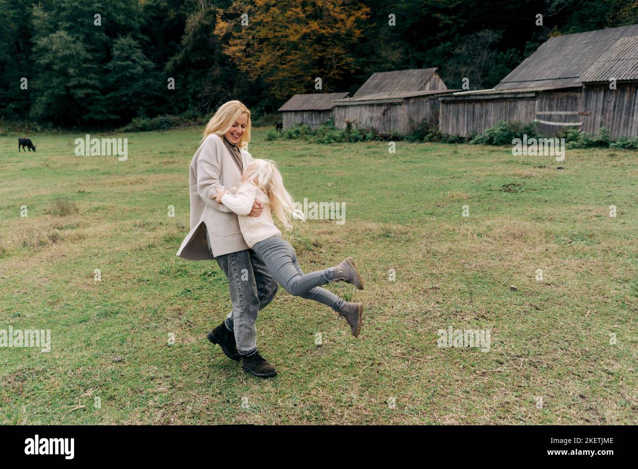 Mom daughter hi-res stock photography and images - Alamy