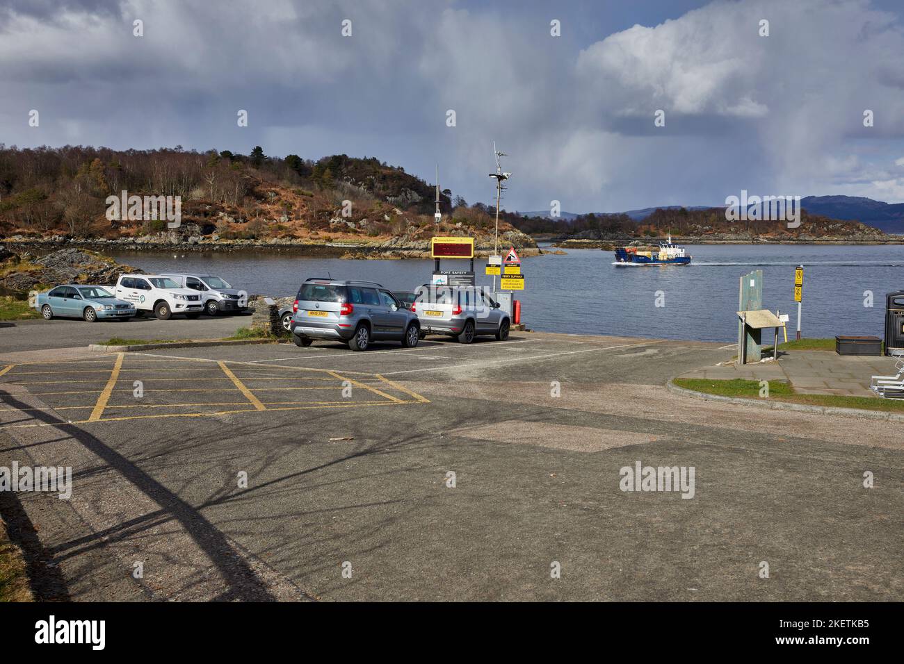 Ferry portavadie hi-res stock photography and images - Alamy