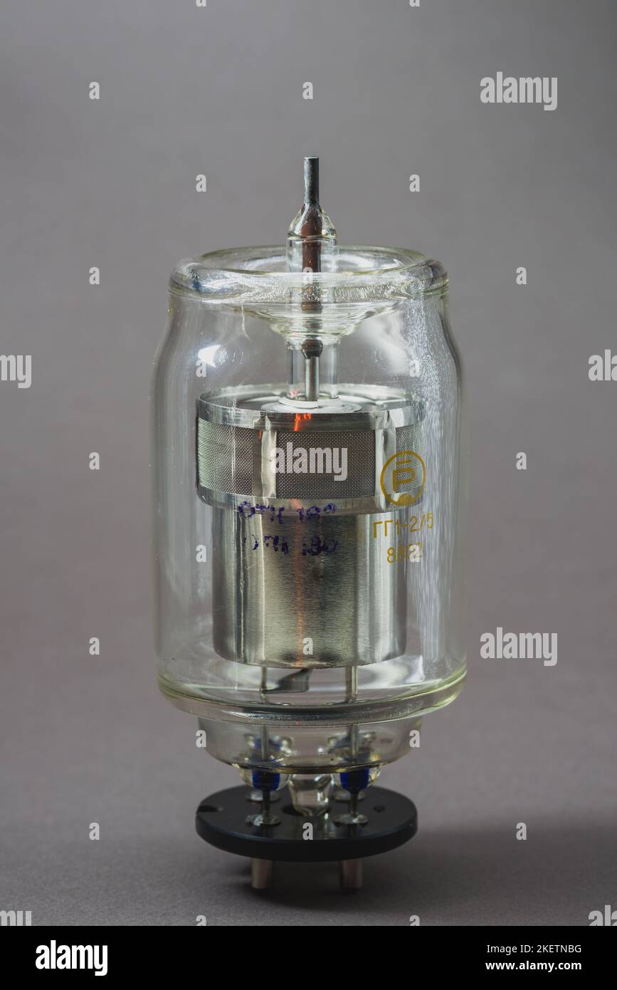 Transistor amplifier hi-res stock photography and images - Alamy