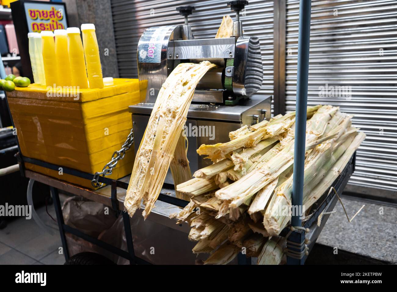Making reed juice machine hi-res stock photography and images - Alamy