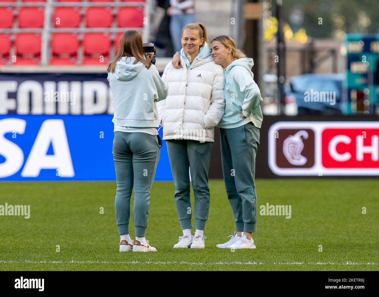 New Jersey, USA, November 13th 2022: German team checking the field ...