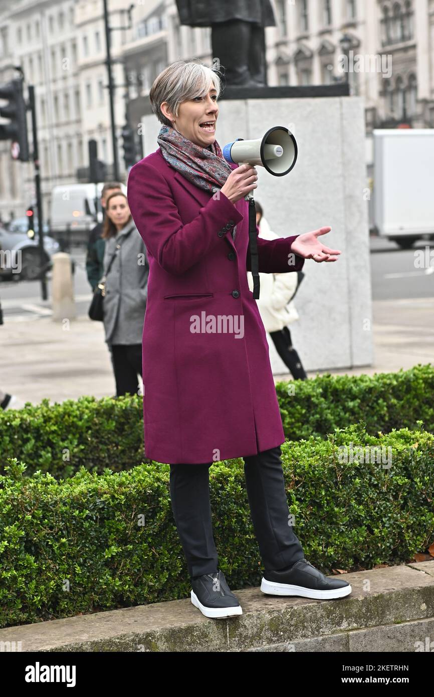 Daisy cooper hi-res stock photography and images - Alamy