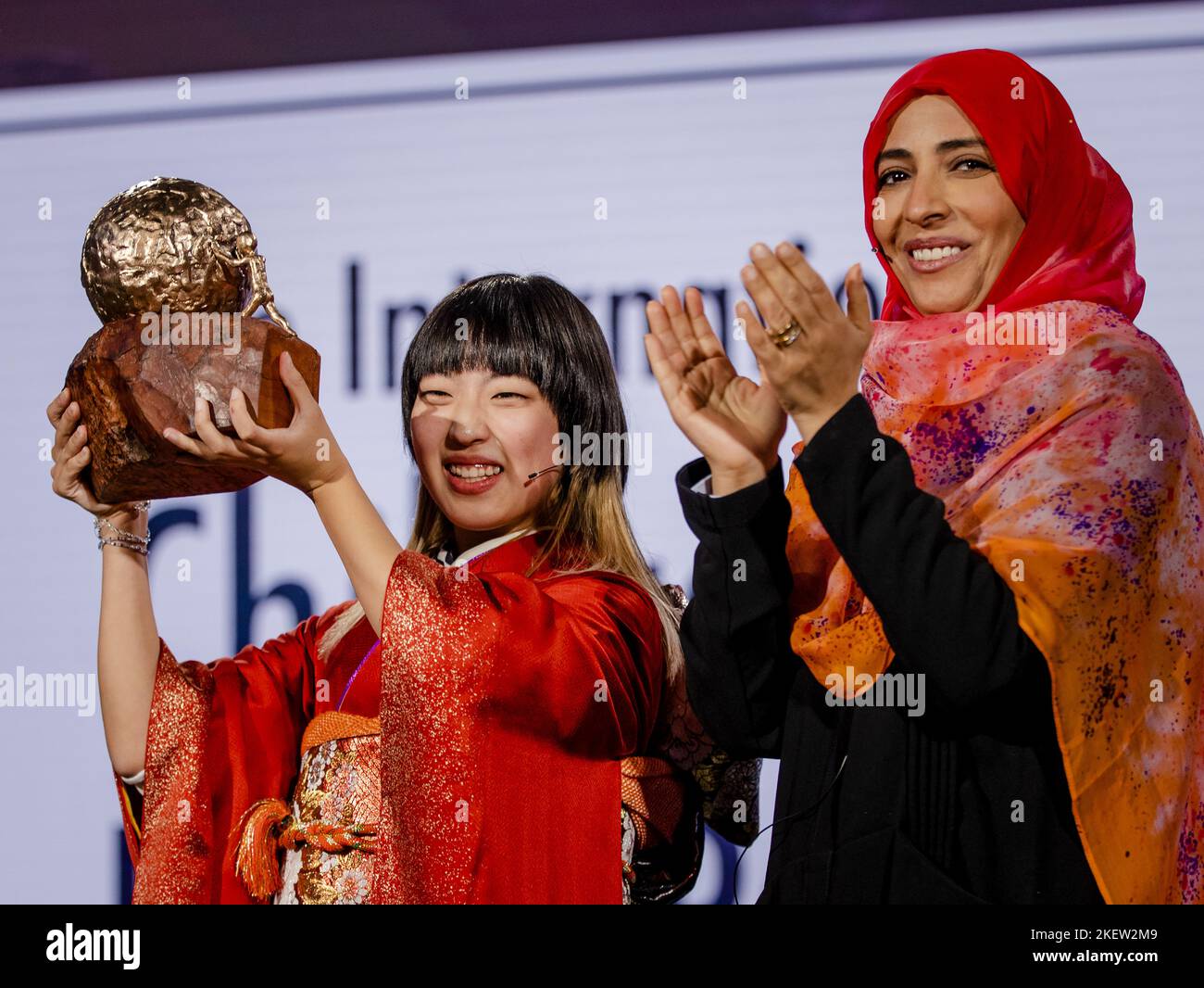 Group of people childrens peace prize hi-res stock photography and ...