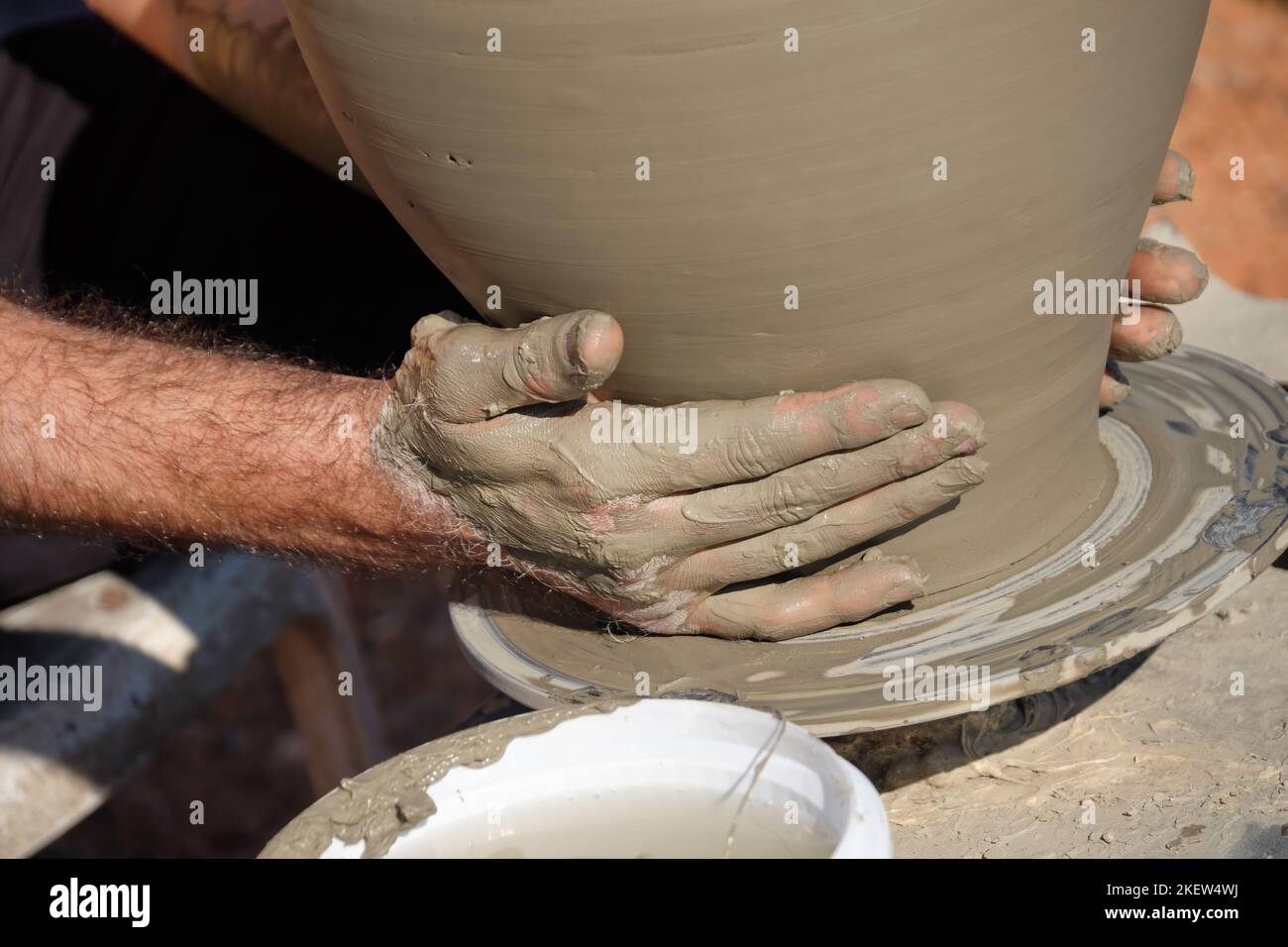 Potter jar work hi-res stock photography and images - Alamy