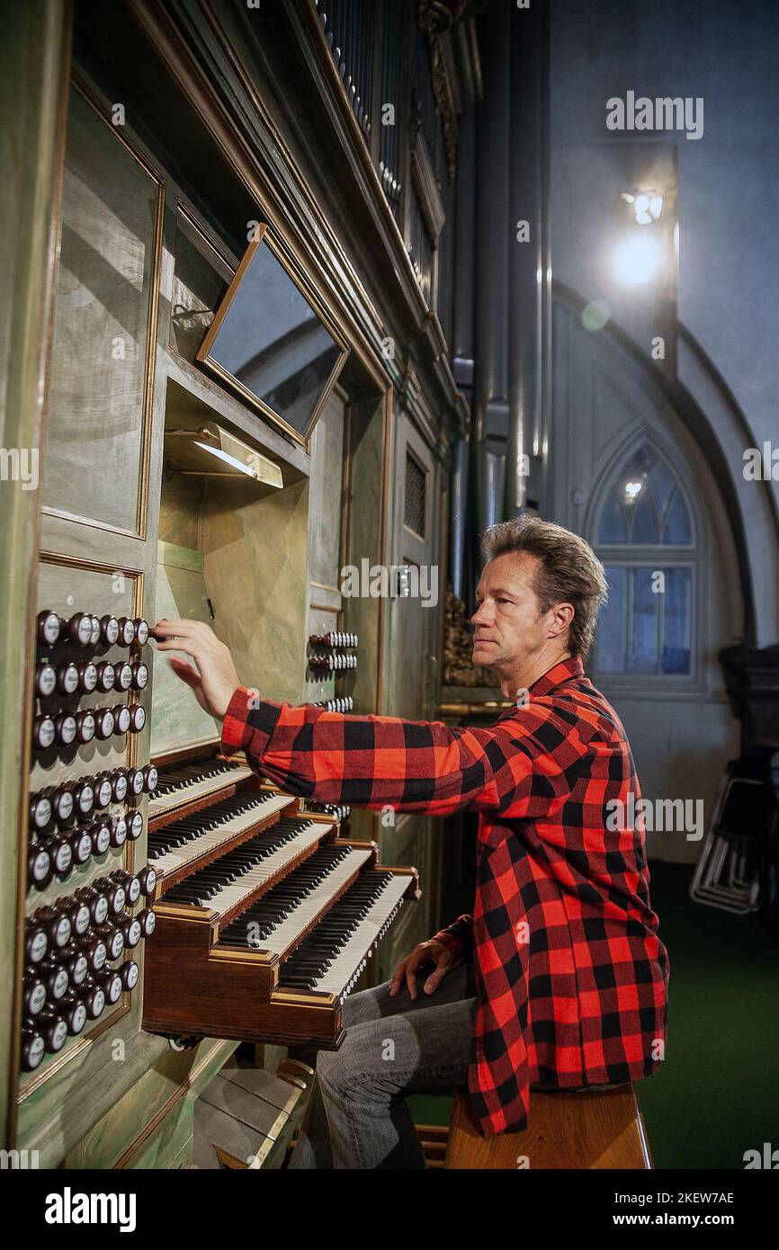 Organist, "Gunnar idenstam", playing the pipe organ in Jacob church ...