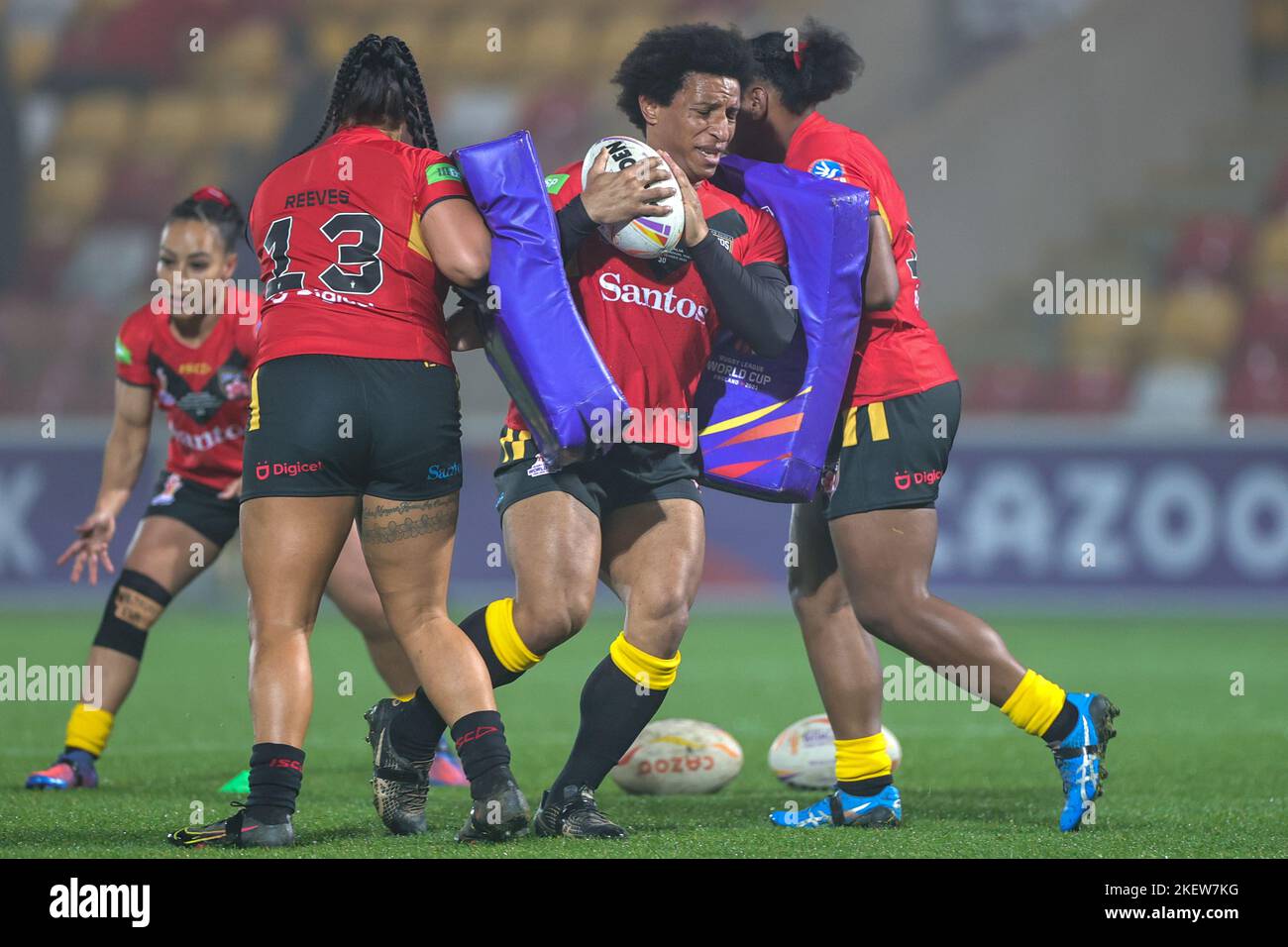 York, UK. 14th Nov, 2022. Elsie Albert #8 of Papua New Guinea Women ...