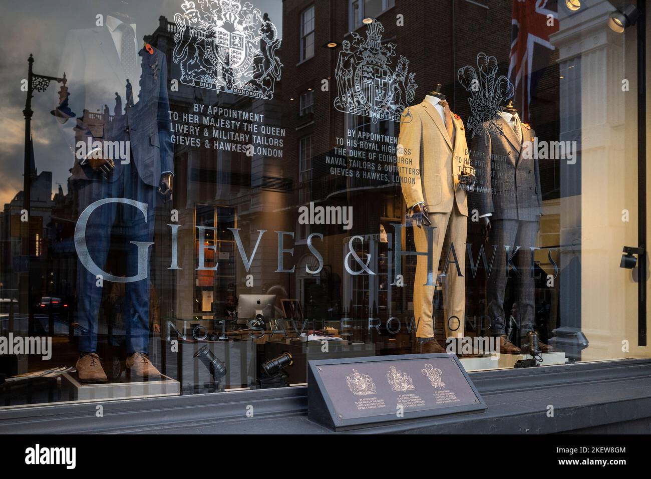 London, UK. 14 November 2022. The exterior of Gieves & Hawkes at 1 ...
