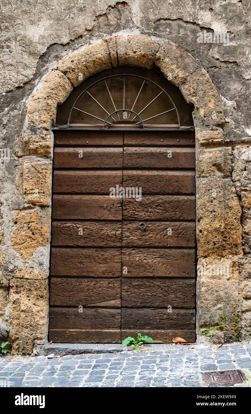 Typical traditional italian door hi-res stock photography and images ...