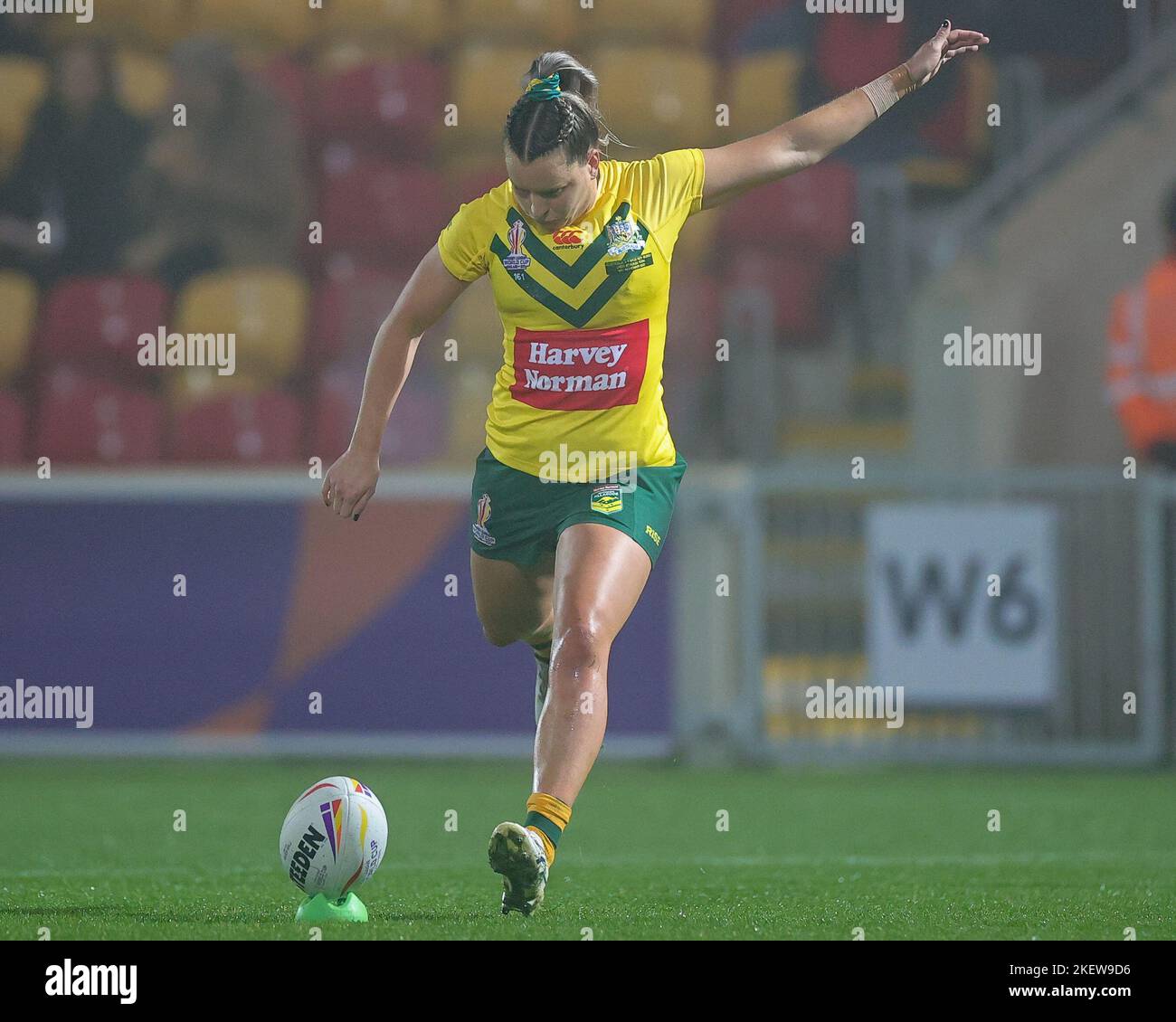 York, UK. 14th Nov, 2022. Lauren Brown #14 of Australia Women takes the ...