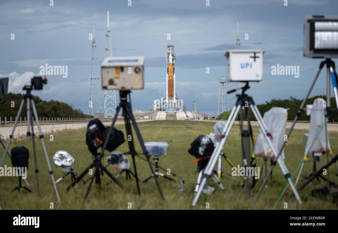 Gantry camera hi-res stock photography and images - Alamy