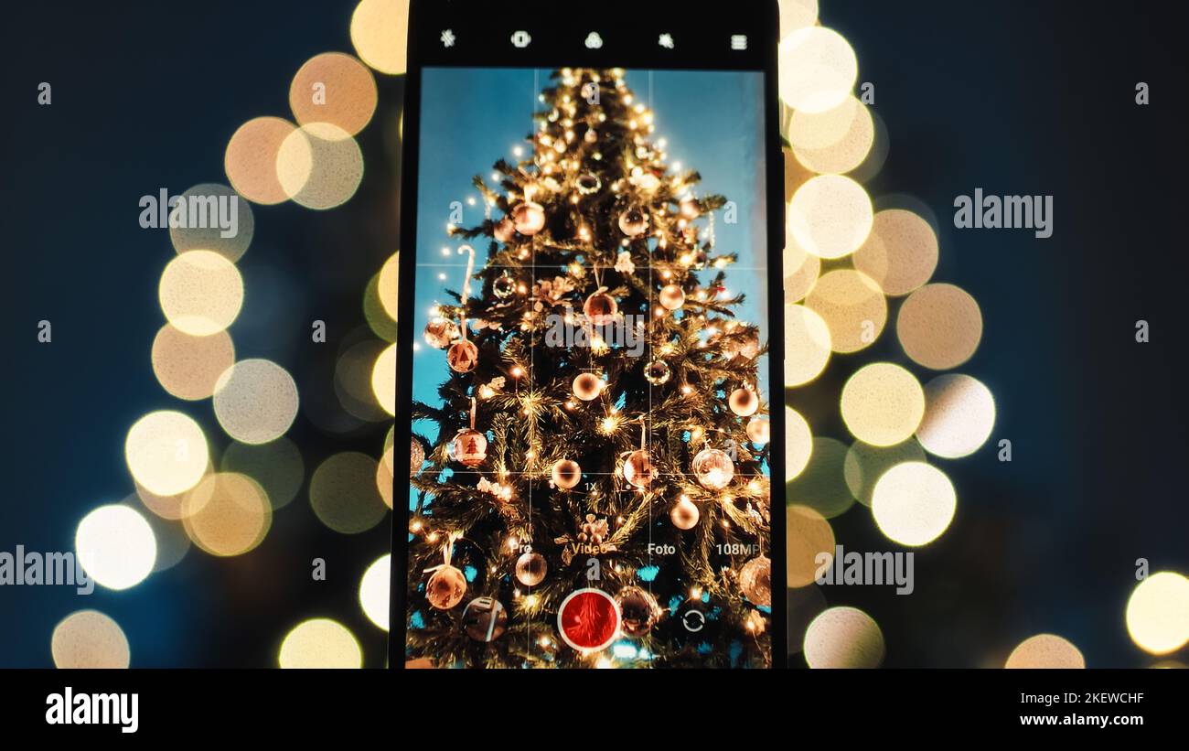Recording video christmas tree hi-res stock photography and images - Alamy