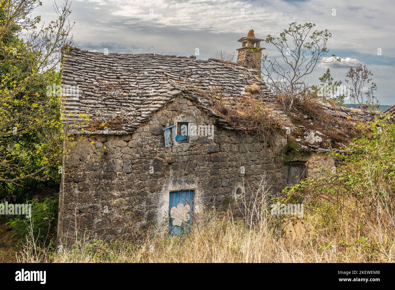 Traditional stone house in cevennes national park. Tarn et Garonne ...