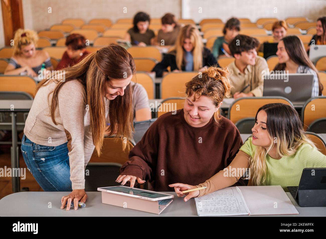 Group people during classes hi-res stock photography and images - Alamy