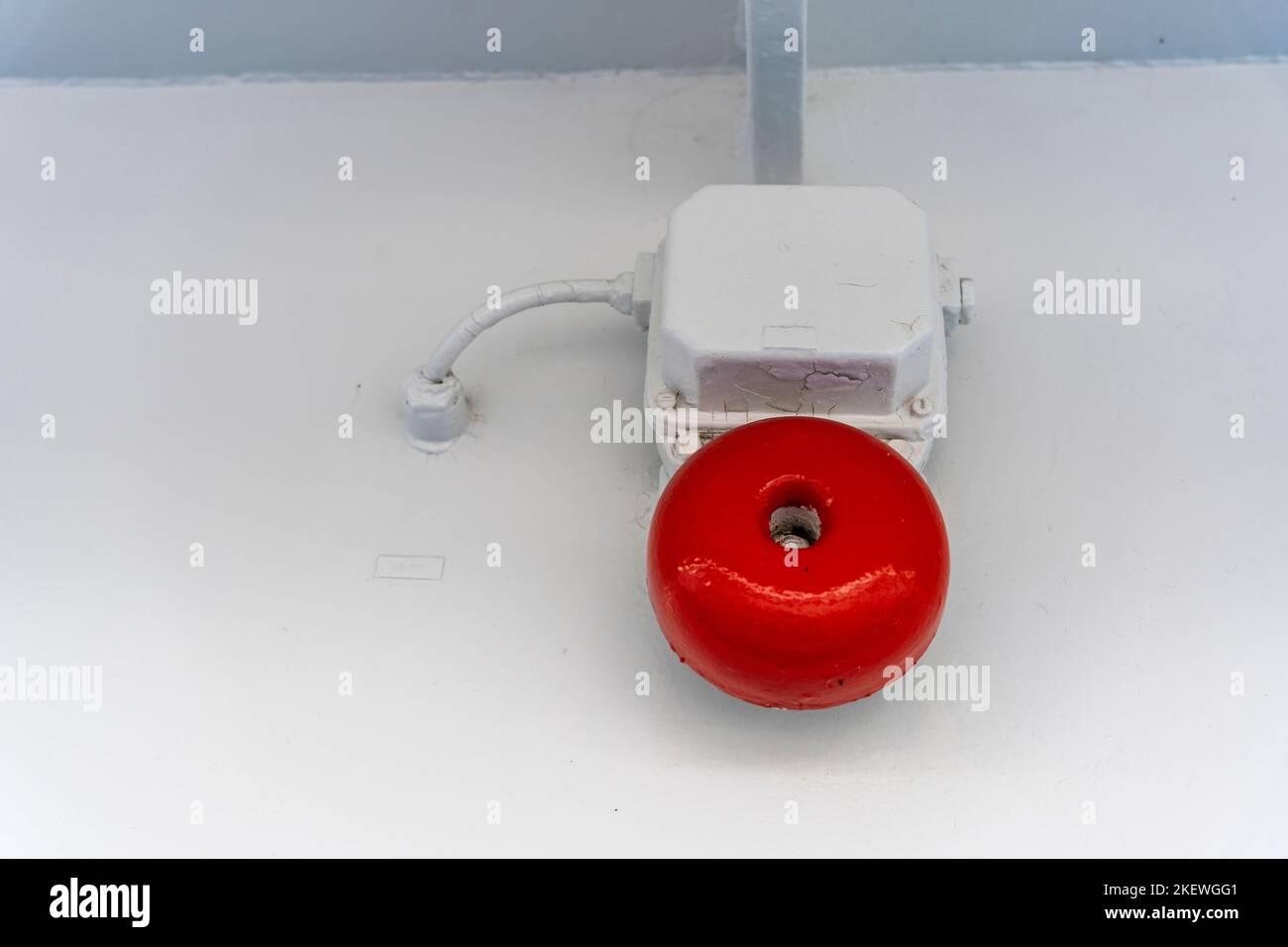 Alert message system hi-res stock photography and images - Alamy