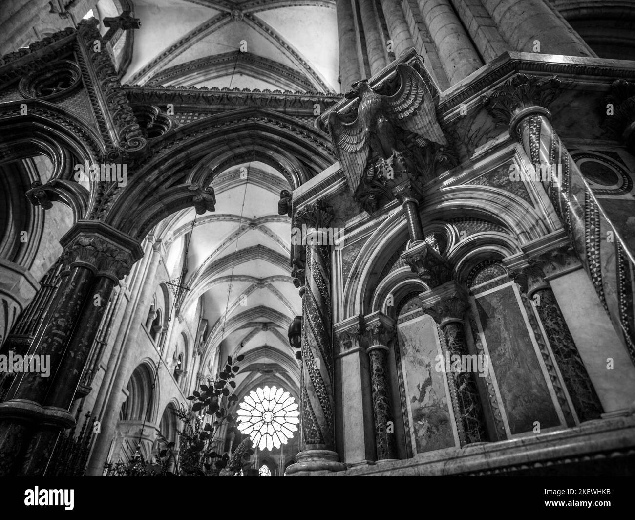 Durham cathedral uk cross Black and White Stock Photos & Images - Alamy