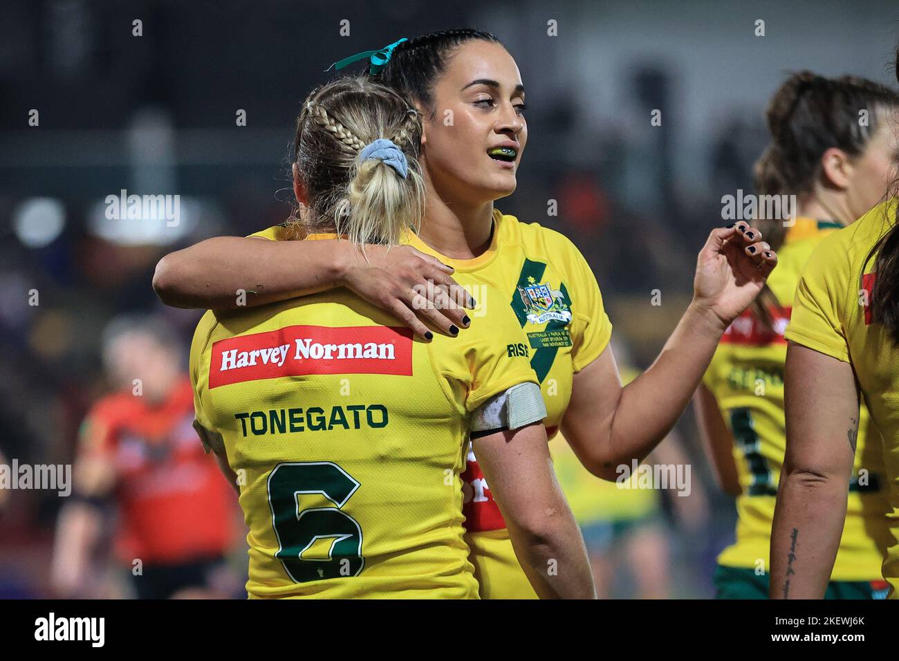 York, UK. 14th Nov, 2022. Emma Tonegato #6 of Australia Women ...