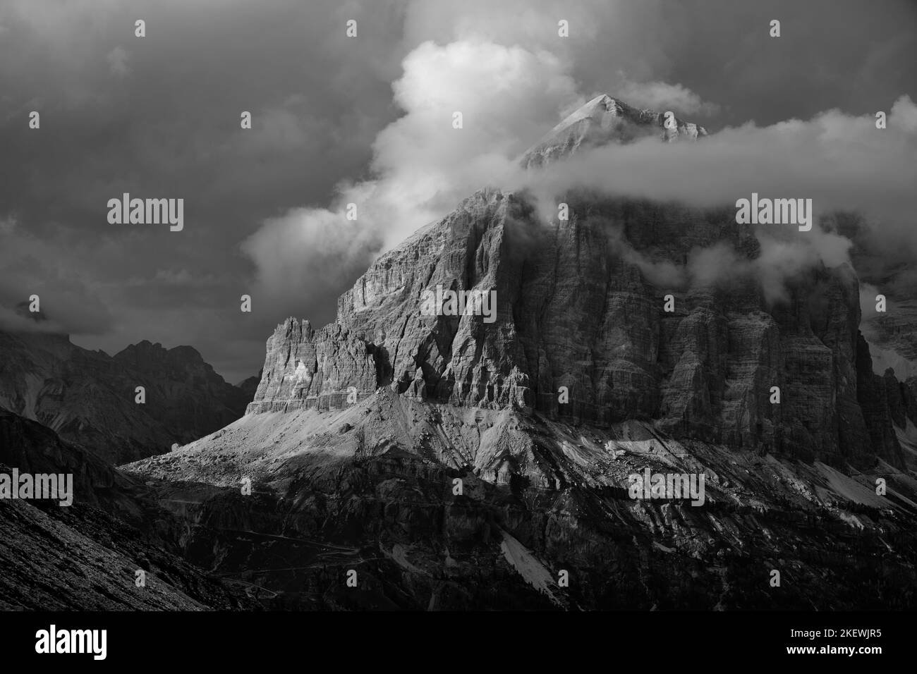 Monte mono mono hi-res stock photography and images - Alamy