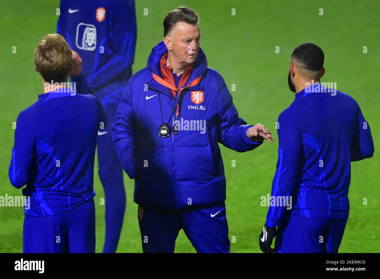 Zeist, the Netherlands. 14/11/2022, ZEIST - Memphis Depay, Louis van ...