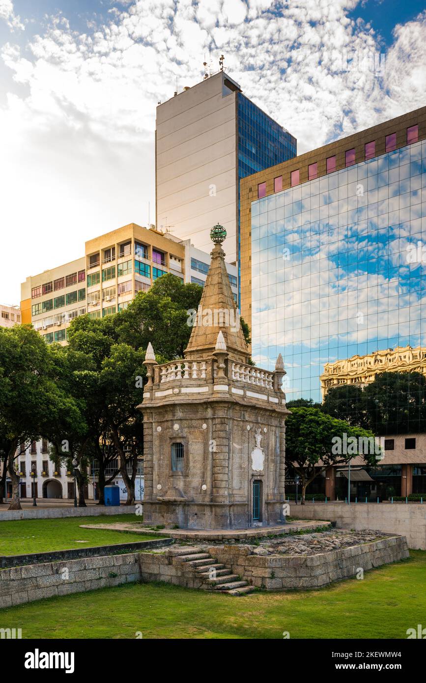 Fountain of mestre valentim hi-res stock photography and images - Alamy