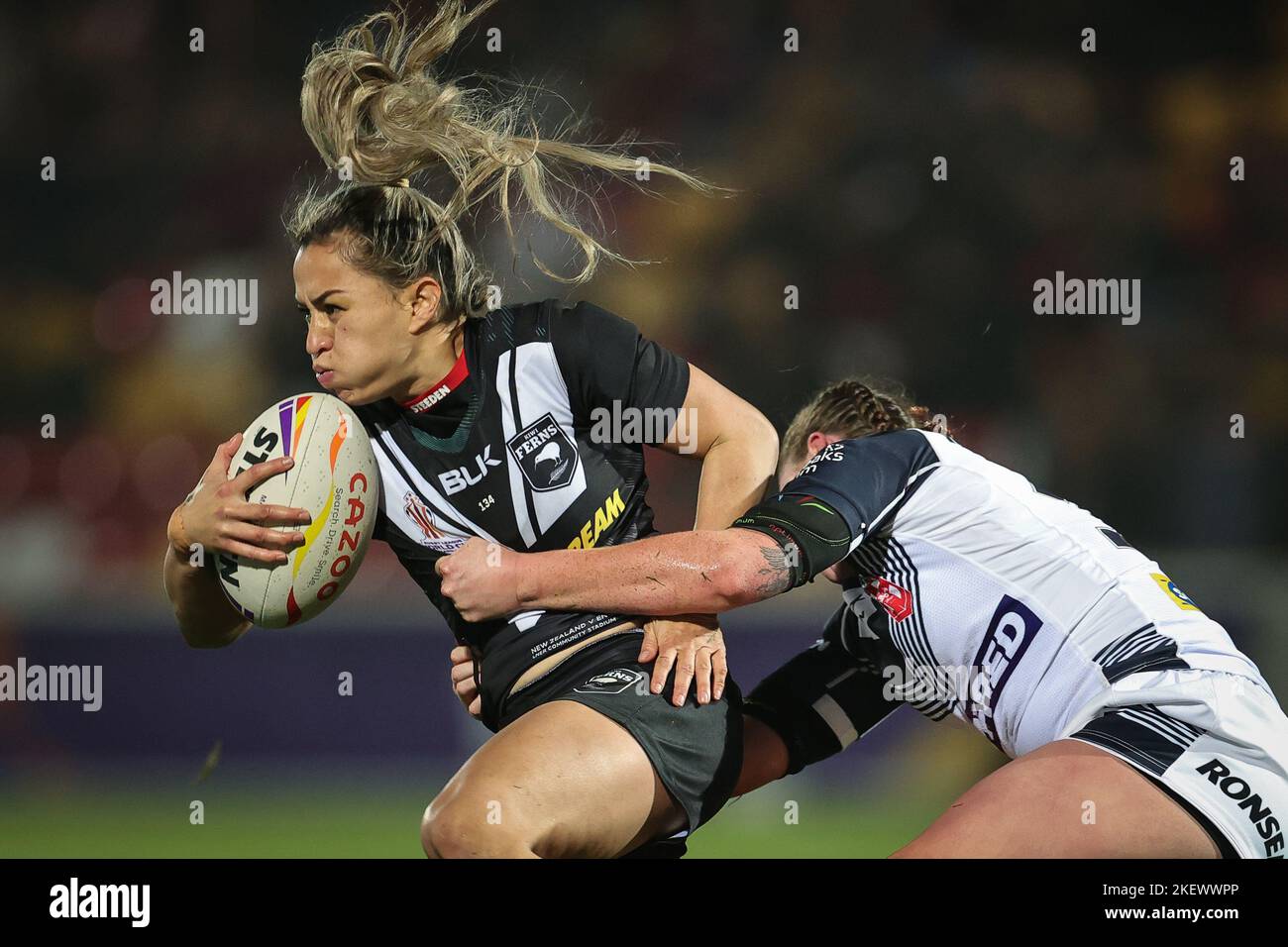 York, UK. 14th Nov, 2022. Olivia Wood #18 of England tackles Apii ...