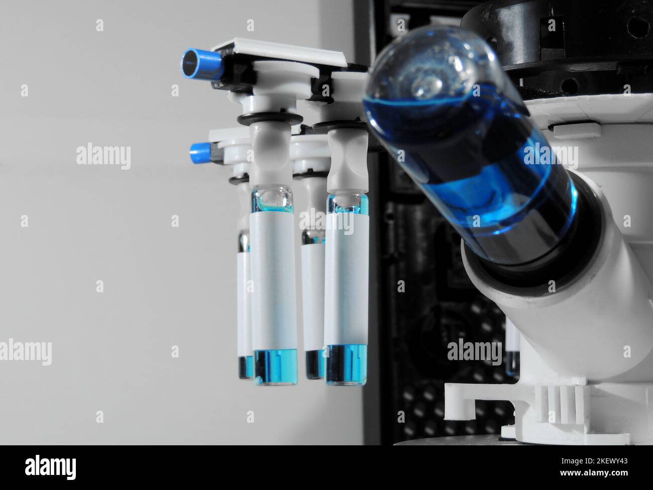 Medical device for testing ampules with chemical solvent Stock Photo ...