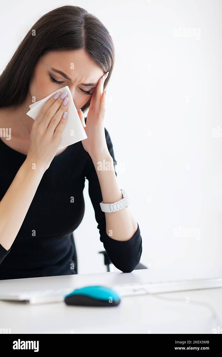 Pain. Ill Business Woman Suffering at Work Behind the Desk in Her ...