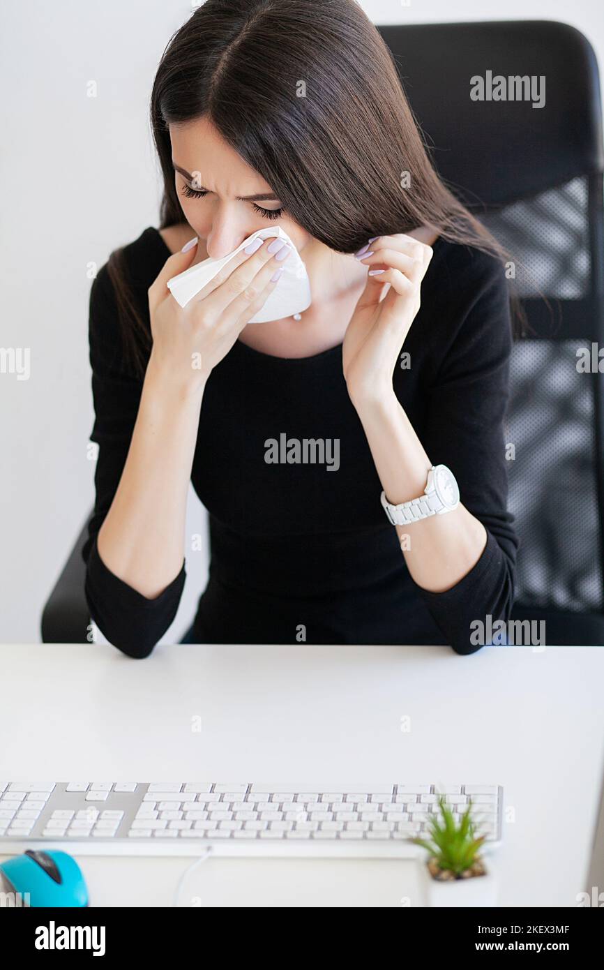 Pain. Ill Business Woman Suffering at Work Behind the Desk in Her ...