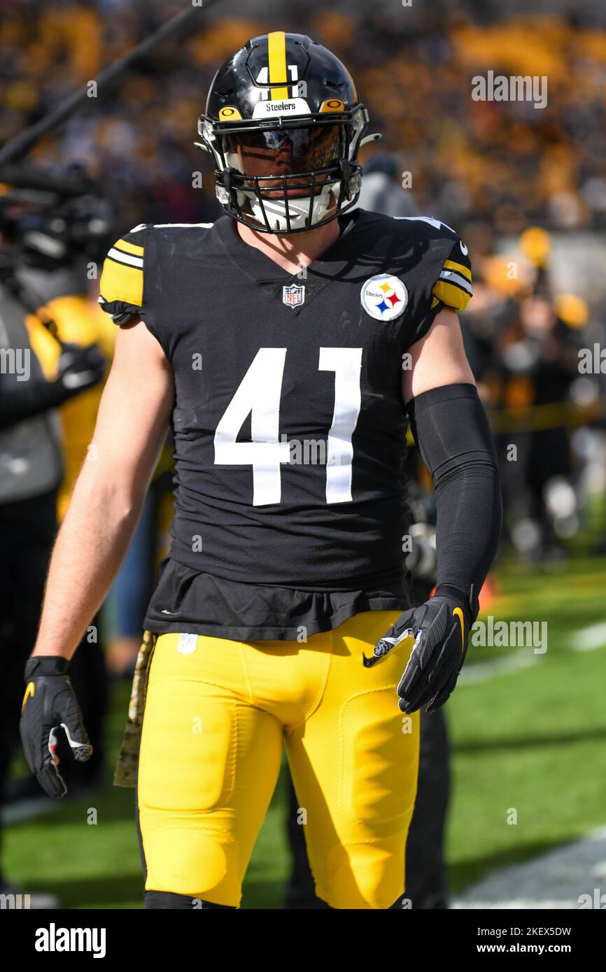 Pittsburgh steelers linebacker robert spillane 41 hi-res stock ...