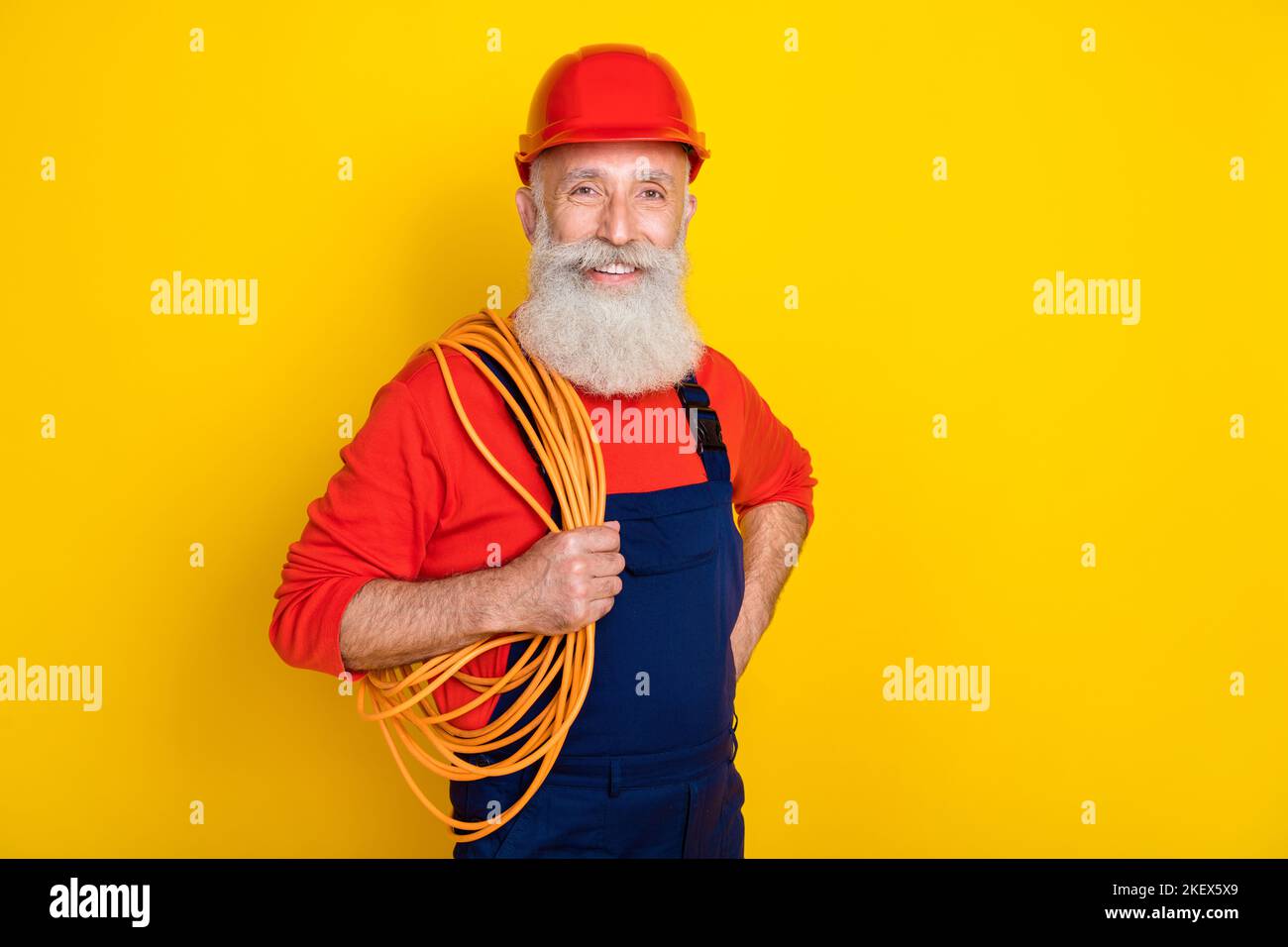 Photo portrait of nice grandparent repair hold shoulder cord coil ...