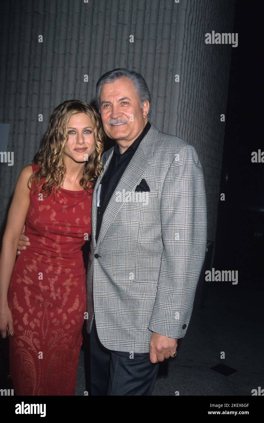 Father of actress jennifer aniston hi-res stock photography and images ...